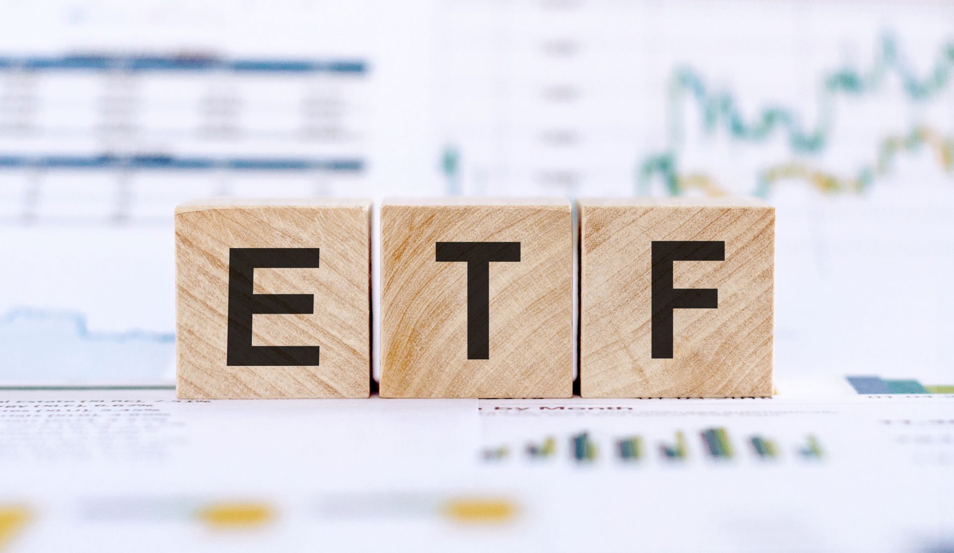 什麼是ETF？ETF新手入門5大優點及缺點介紹 - Wavingcat